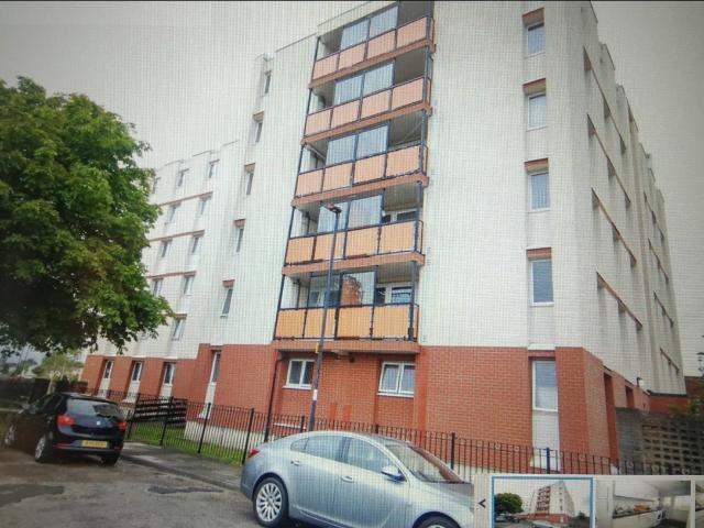 Apartment at Kingston Park Road, Newcastle upon Tyne