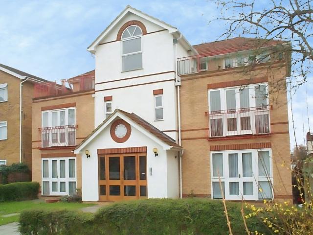 Apartment at Kingston Road, Borough of Spelthorne