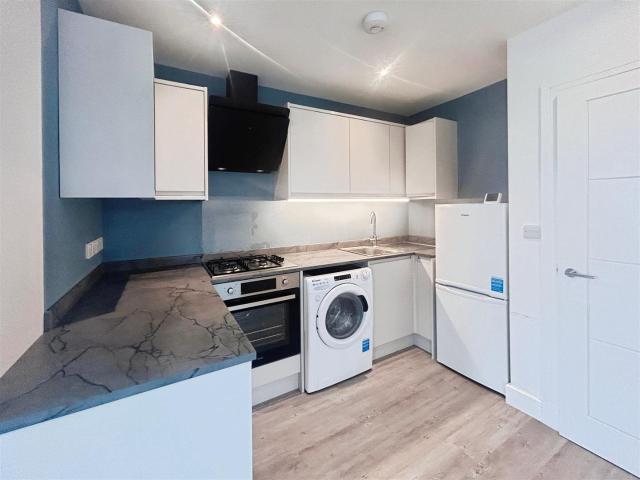 Apartment at Kingston Road, Greater London