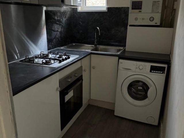Apartment at Kingston Road, Greater London
