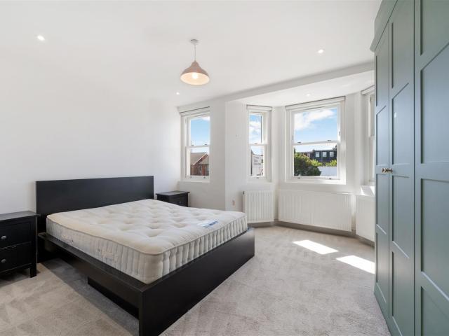 Apartment at Kingston Road, Greater London