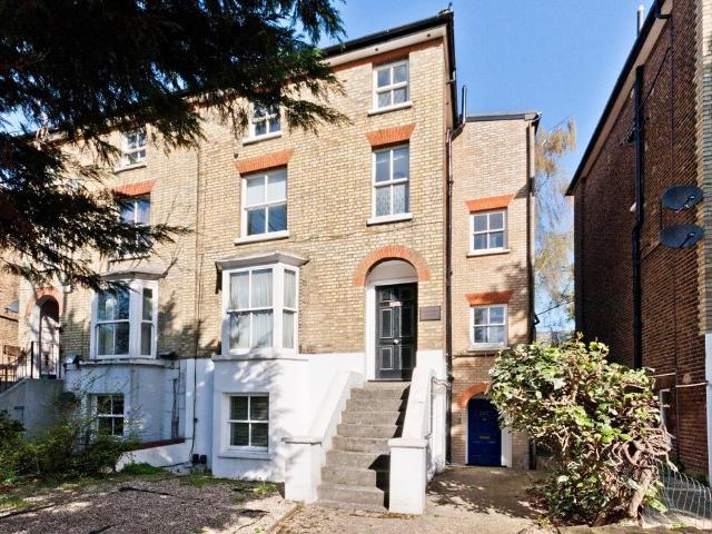 Apartment at Kingston Road, Greater London