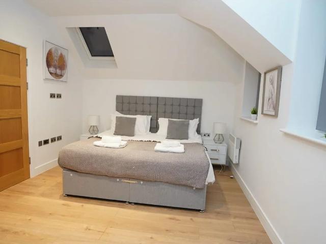 Apartment at Kingston Road, Mole Valley