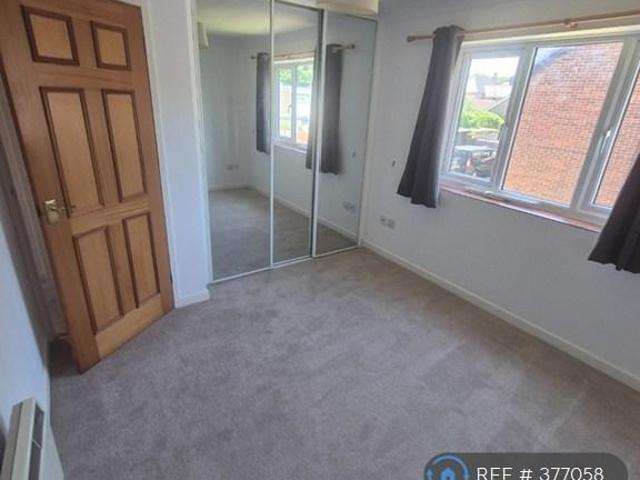 Apartment at Kingsvale Court, Basingstoke and Deane