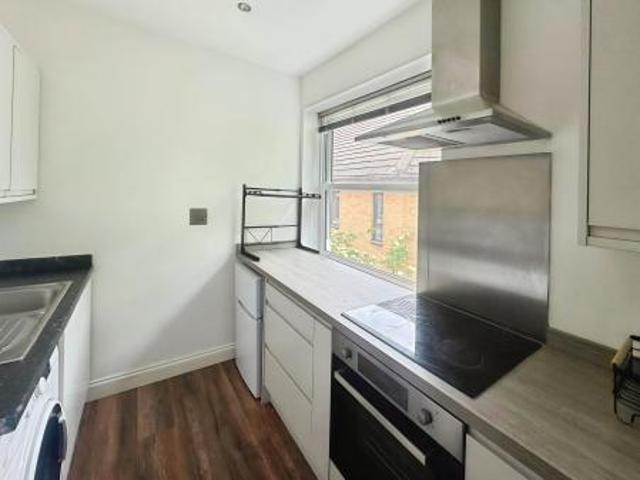 Apartment at Kingsway, Bedford
