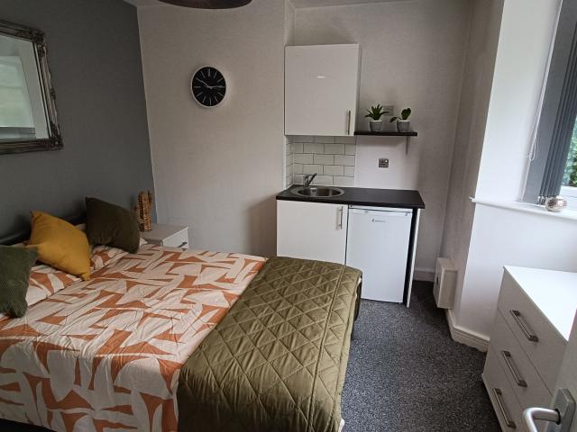 Room at Kingsway North, York