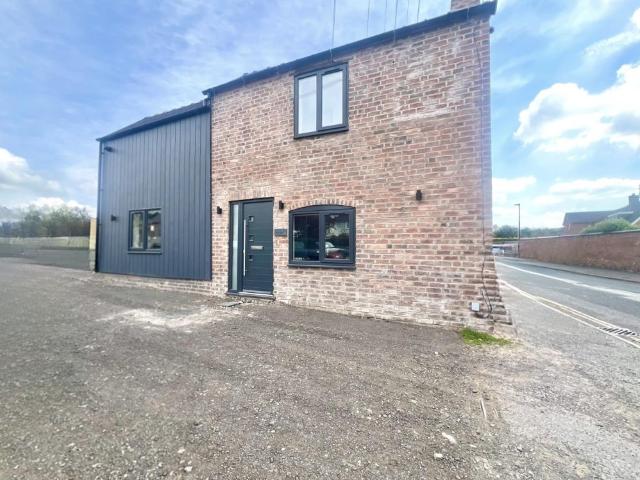 House at Kingswood Road, Albrighton
