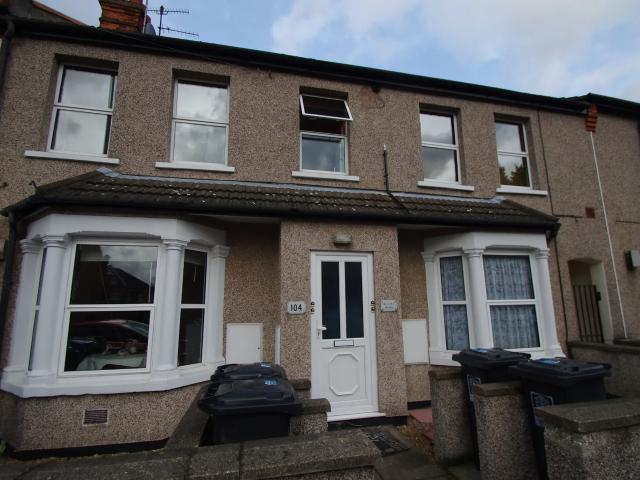 Apartment at Kings Avenue, Watford
