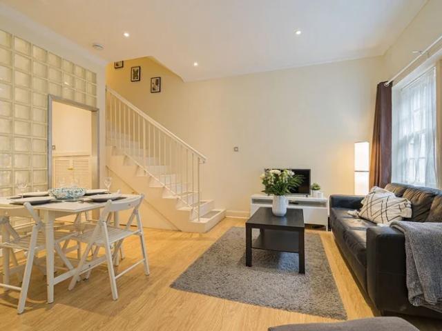 Apartment at King's Stables Lane, City of Edinburgh