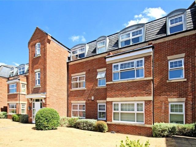 Apartment at Kings Road, Woking