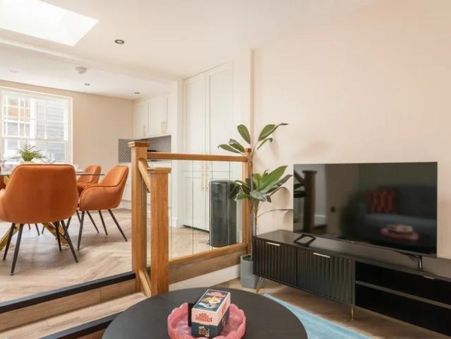 Apartment at King's Road, Brighton