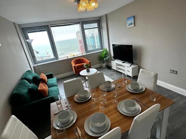 Apartment at King's Road, Brighton