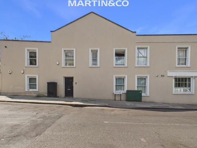 Apartment at Kings Road, Greater London