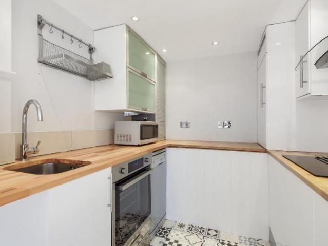 Apartment at Kings Road, Greater London