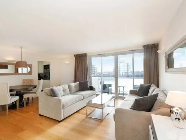 Apartment at King's Road, Greater London