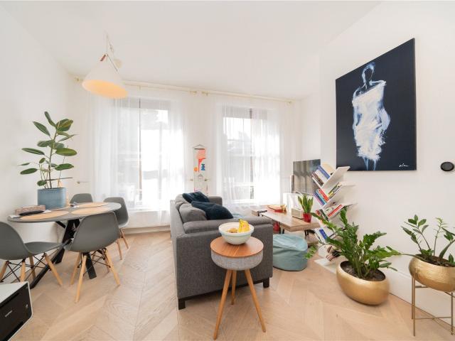 Apartment at King's Road, Greater London