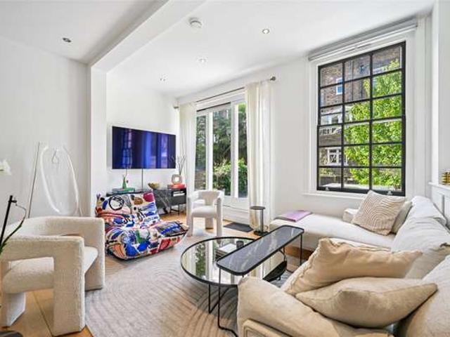 Apartment at King's Road, Greater London