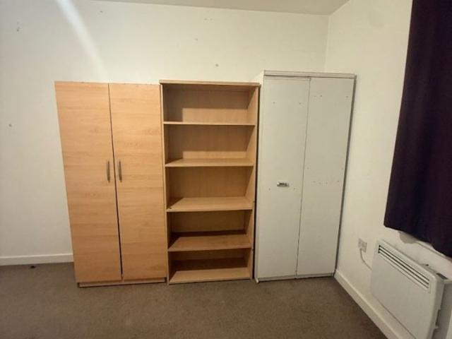Room at King's Road, Greater London