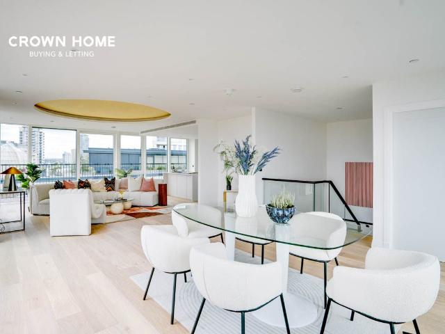 Apartment at Fulham Road, Greater London