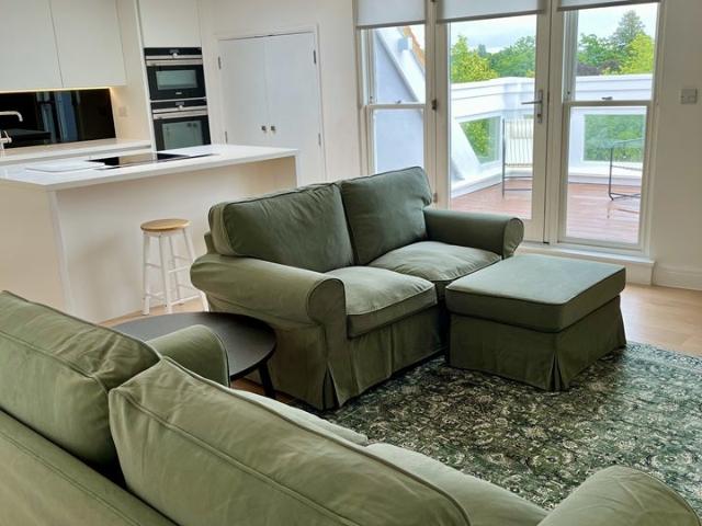 Apartment at King's Walk, Elmbridge