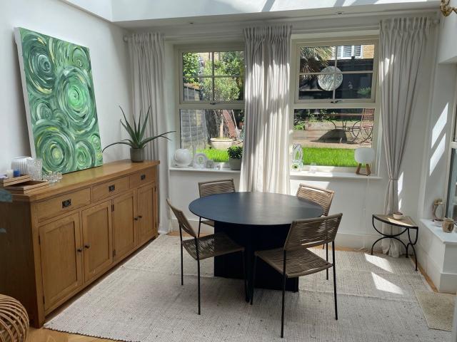 Apartment at Kingscourt Road, Greater London