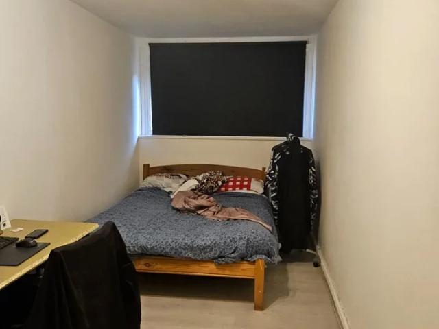 Room at Kingsgate Road, Greater London