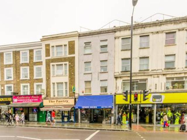 Apartment at Kingsland High Street, Greater London