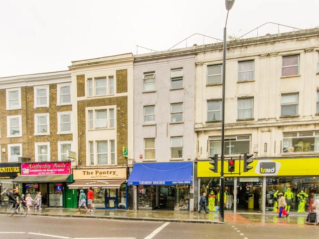 Apartment at Kingsland High Street, Greater London