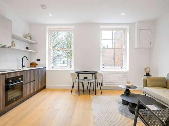 Apartment at Kingsland Road, Greater London