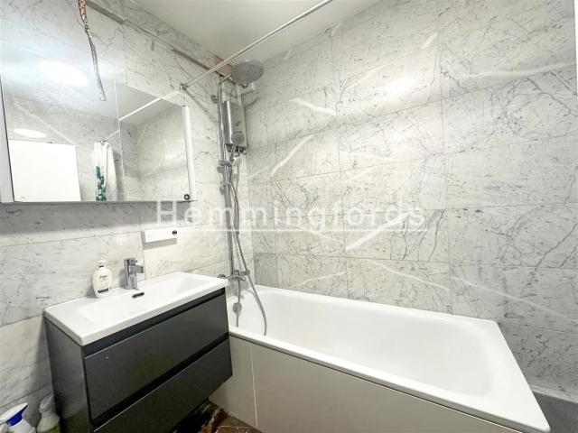 Apartment at Kingsland Road, Greater London