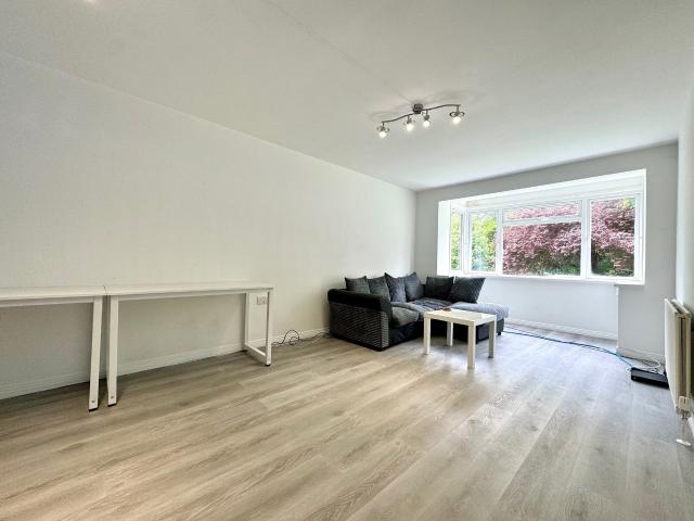 Apartment at Kingsmere, Brighton
