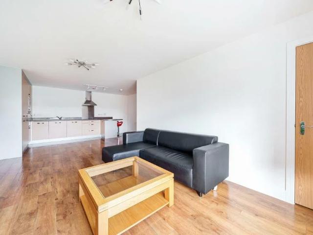 Apartment at Kingsquarter, Maidenhead