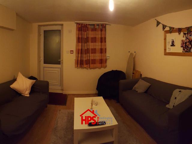 Apartment at Kirkstall Lane, Leeds