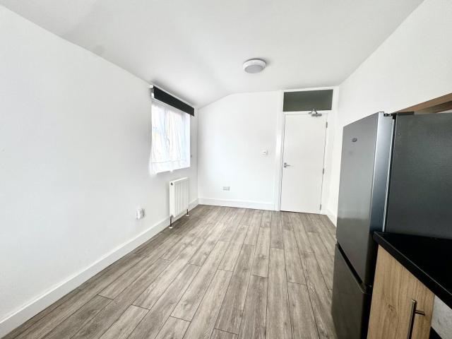 Apartment at Kirton Road, Greater London