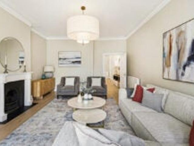 Apartment at Kynance Place, Greater London