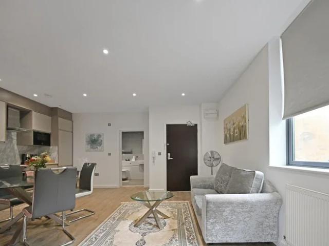 Apartment at H6 Childs Way, Milton Keynes