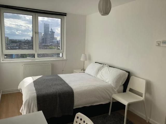 Room at Hotspur Street, Greater London