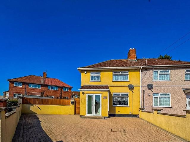 Apartment at Hottom Gardens, Bristol