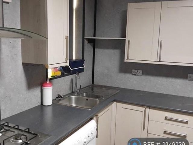 Apartment at Hough Lane, Wombwell