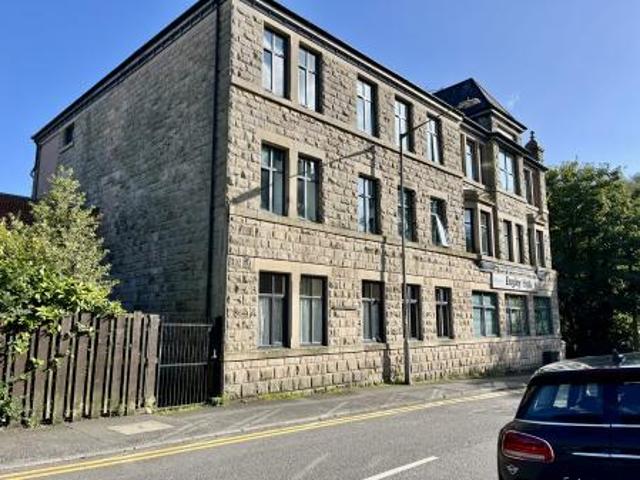 Apartment at Hough Lane, Bolton