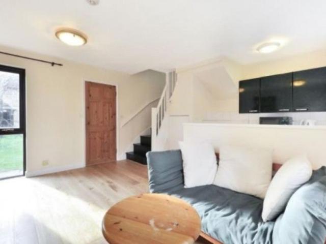 Apartment at Howland Way, Greater London