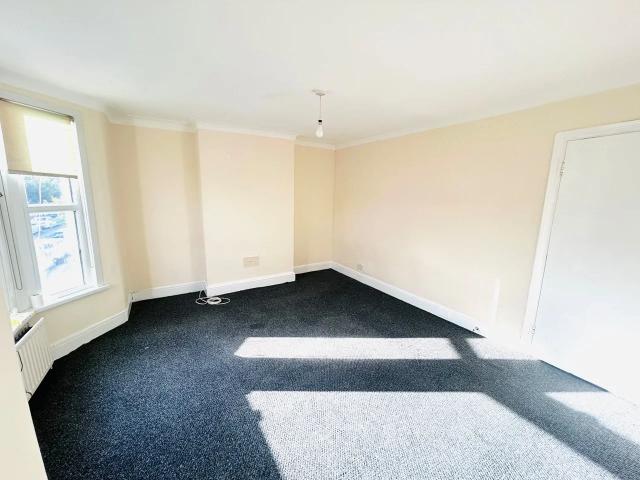 Apartment at Hockley Avenue, Greater London