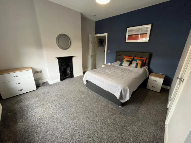Apartment at Hodgson Place, Leeds