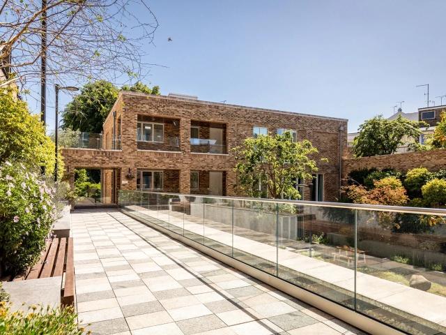 Apartment at Hofland Road, Greater London