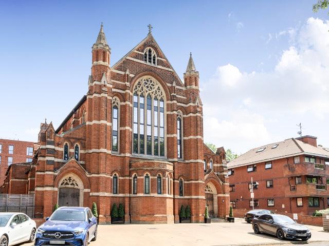 Apartment at Holden Road, Greater London