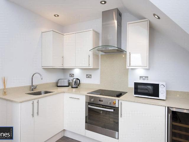 Apartment at Holden Road, Greater London