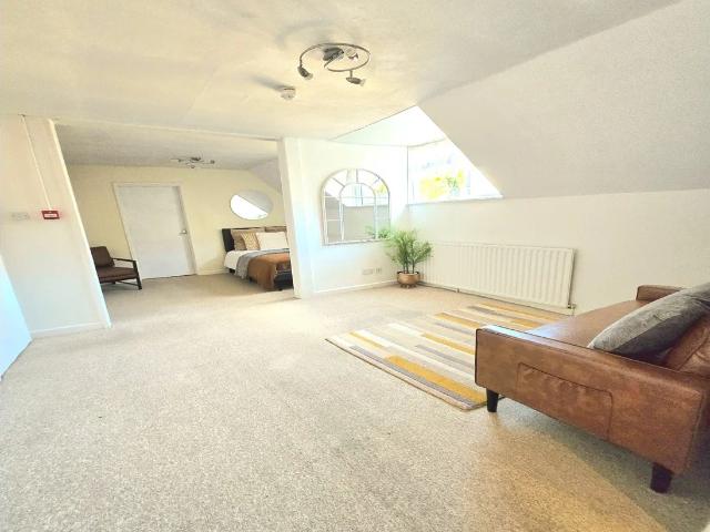 Apartment at Holdenhurst Road, Bournemouth