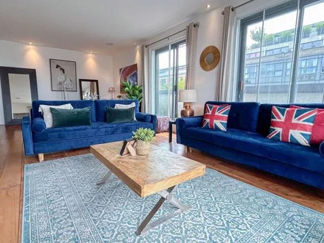 Apartment at Holford Yard, Greater London
