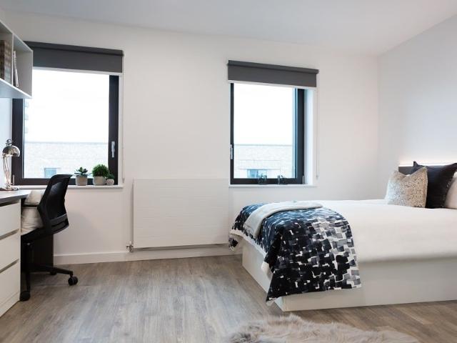 Room at Holloway Road, Greater London