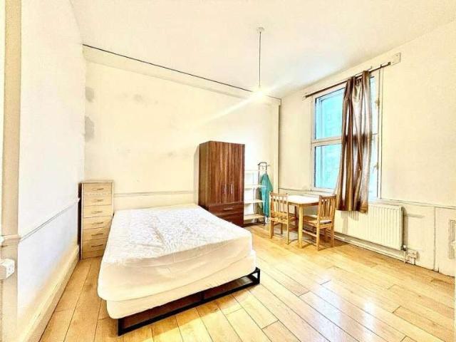 Apartment at Holloway Road, Greater London
